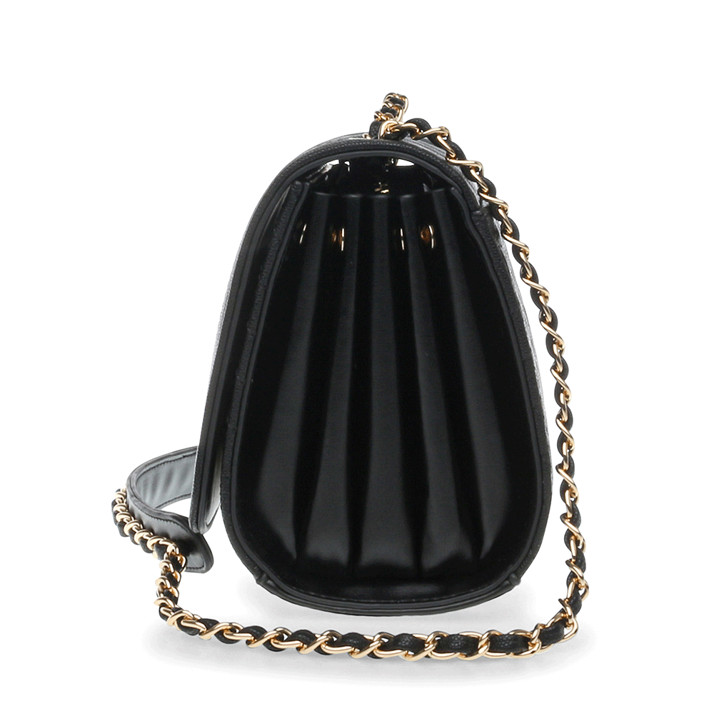 Steve Madden Steve Madden B Cala bag in black faux leather ...