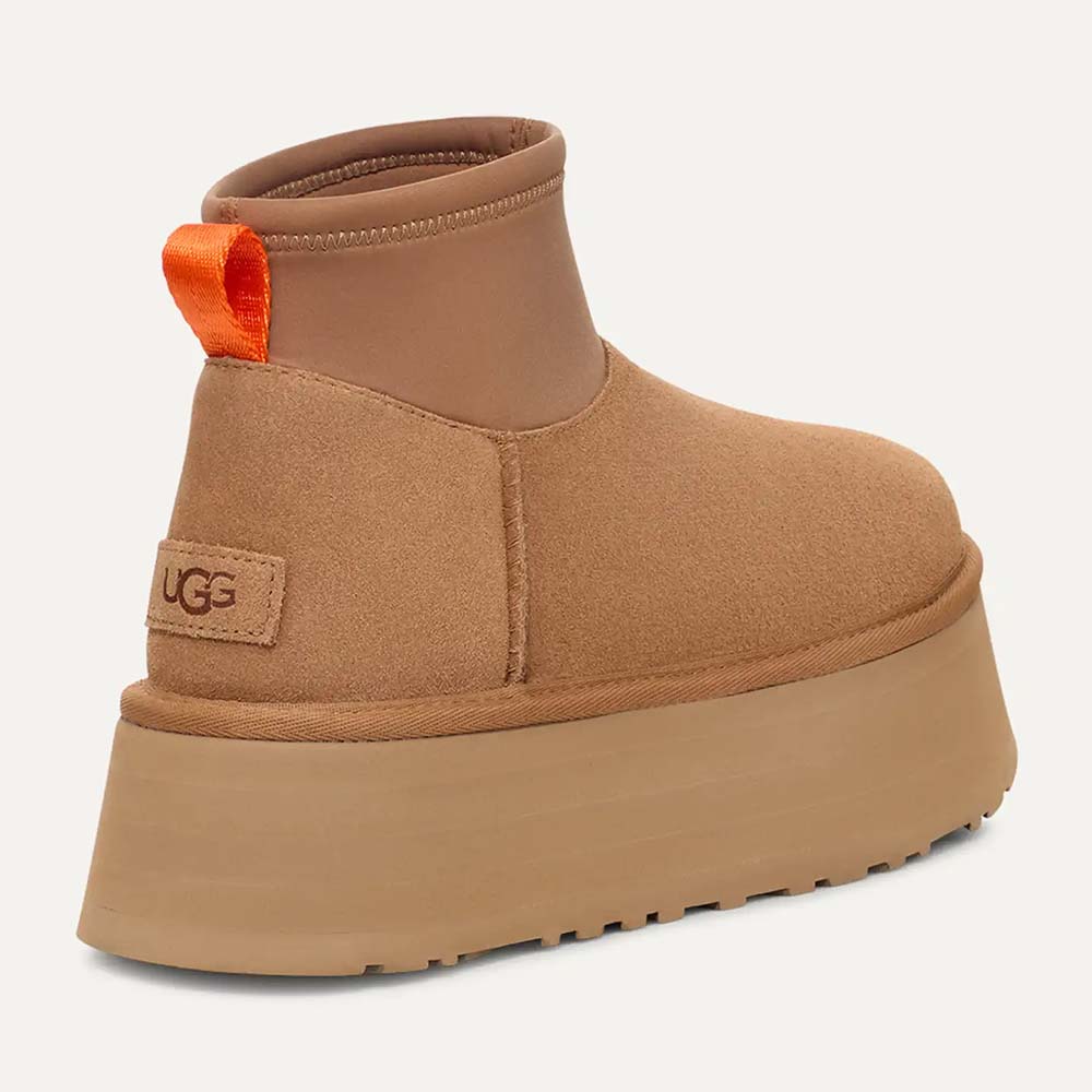 UGG Ghete femei UGG Classic Mini Dipper, Chestnut din piele întoarsă ...